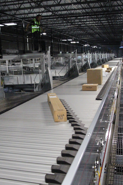 Updated: UPS opens 'high-speed' package center in New Castle - DBT