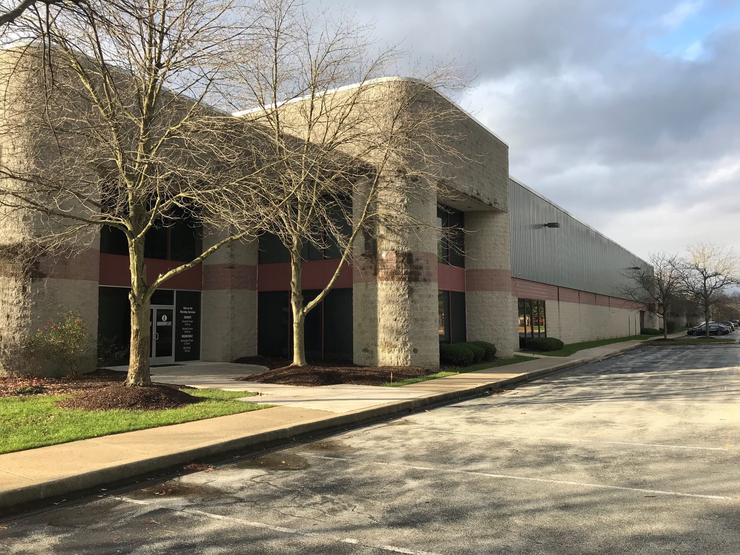 Commonwealth Group acquires Pencader building for $14M - DBT