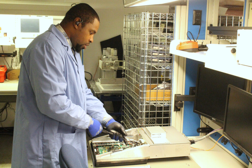 Hologic plans growth despite chip shortage - DBT