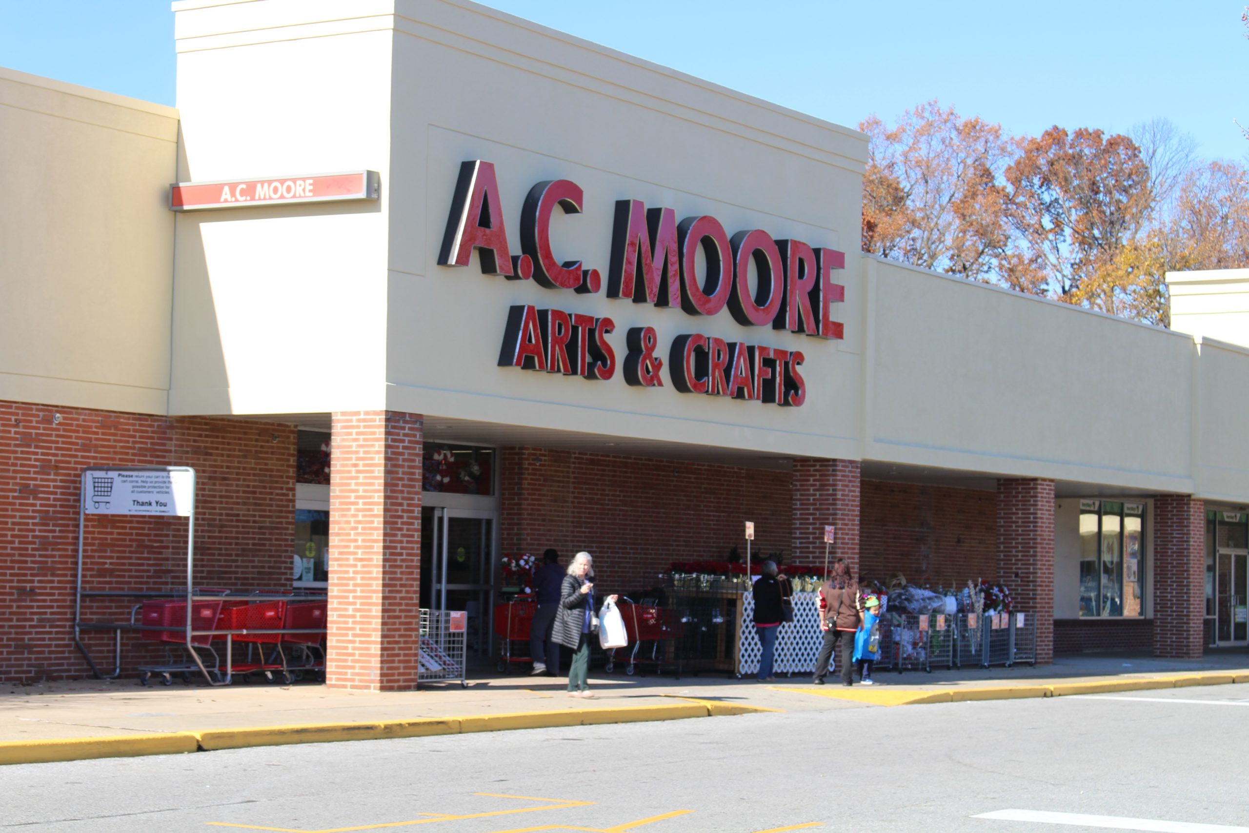 A.C. Moore to shutter stores, as Michaels eyes space