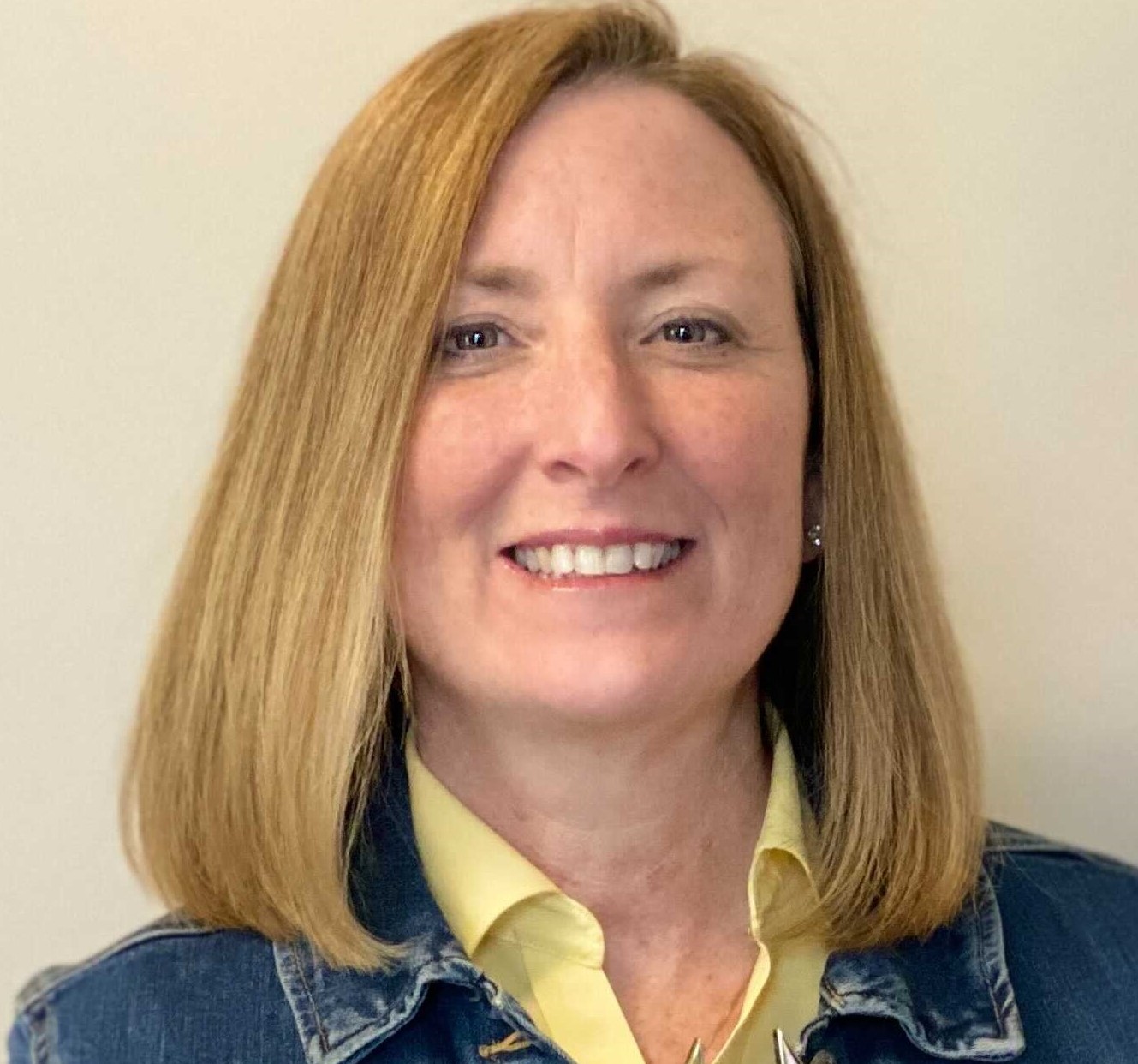 DE222 Honoree: Lynn Morrison