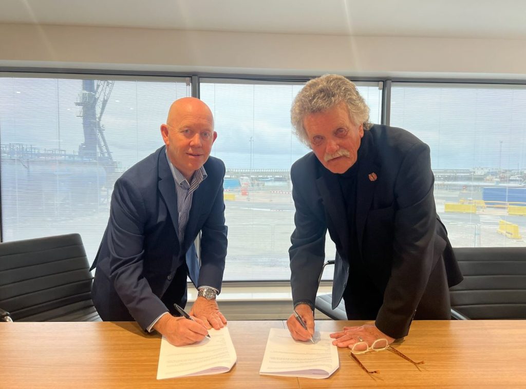 Delaware and UK’s Port Blyth sign agreement to expand in clean energy ...