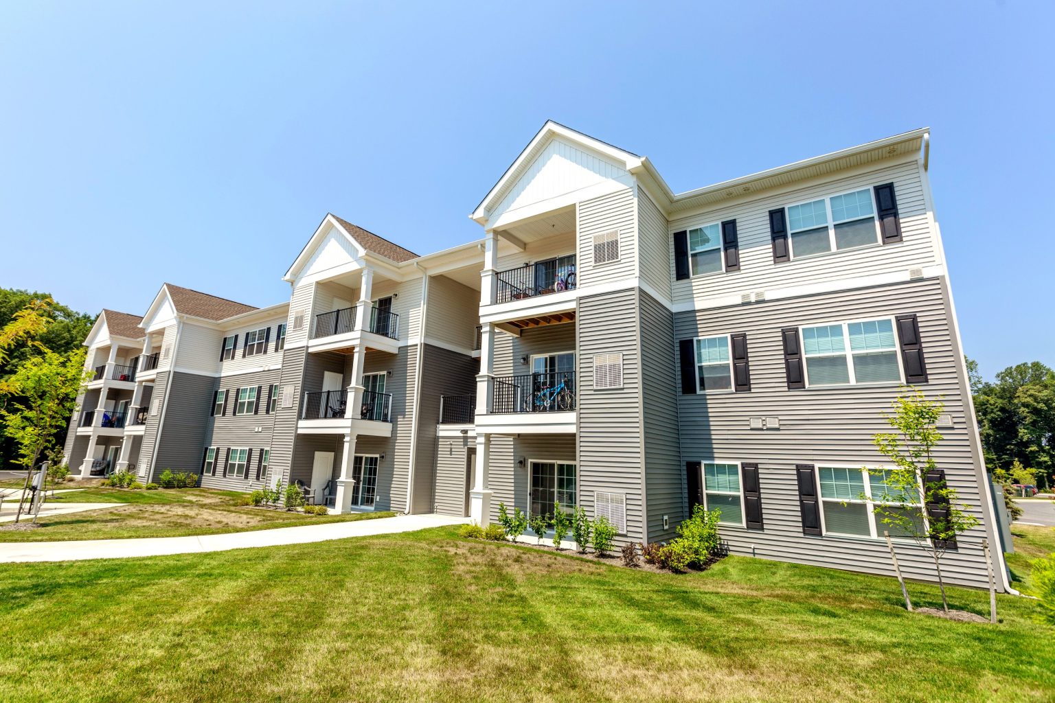 3 Things to Consider Before Hiring Your General Contractor