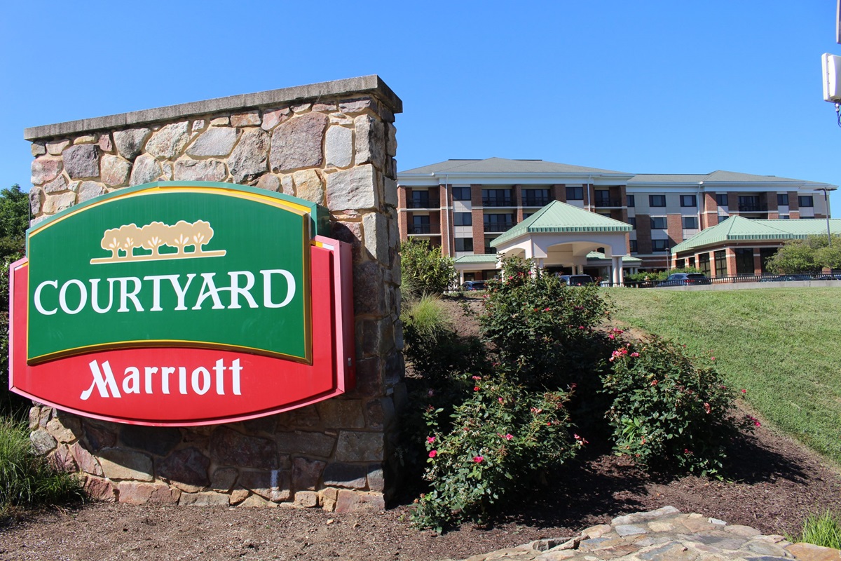 UD brings hospitality education to Beijing