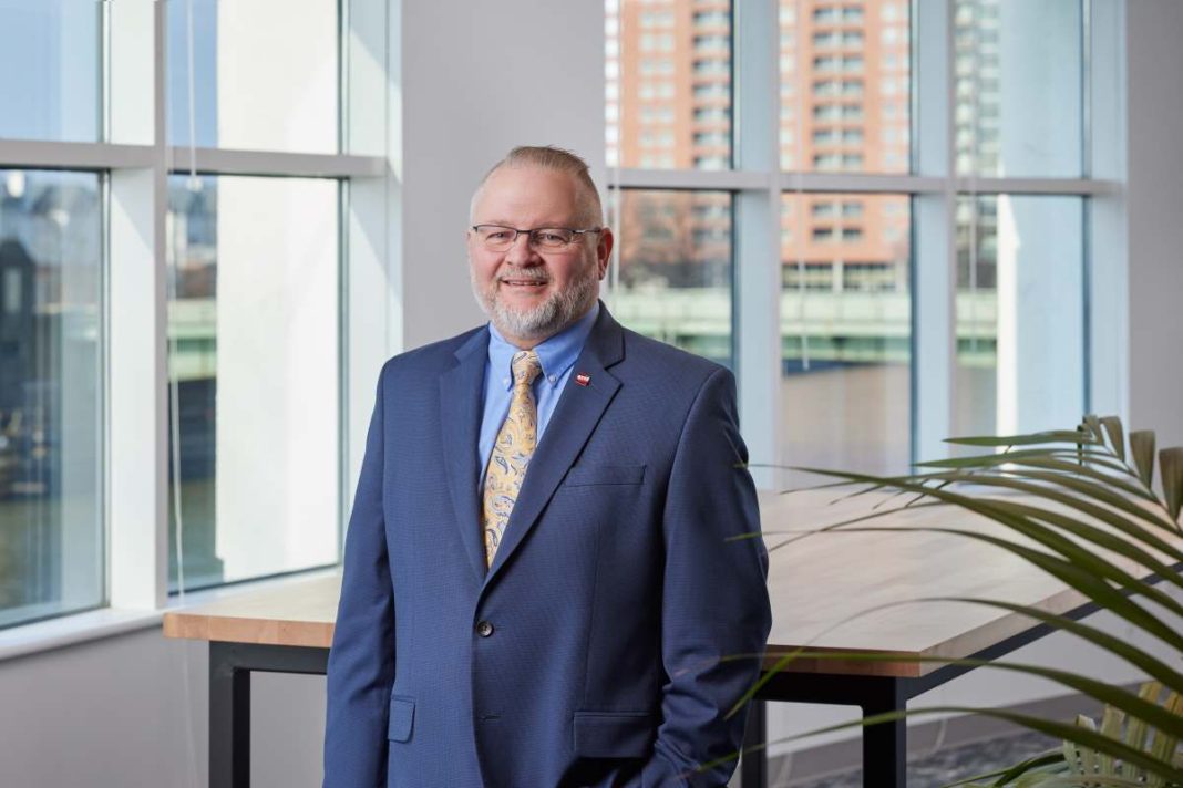 EDiS splits CEO, president role for longtime employee